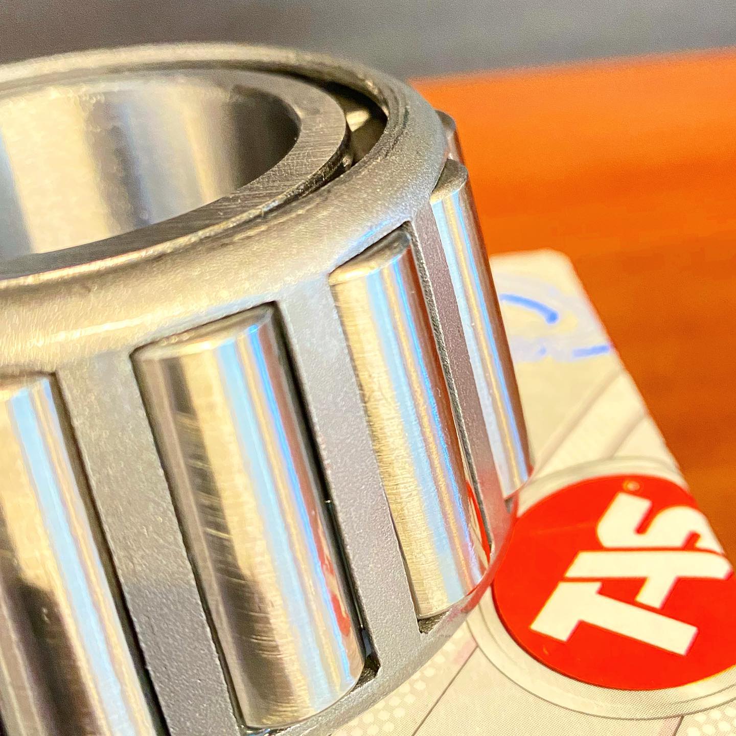 1656116 RODAMIENTO INTERIOR PILOTO CAJA AT 2512 C – Repuestos FH SpA